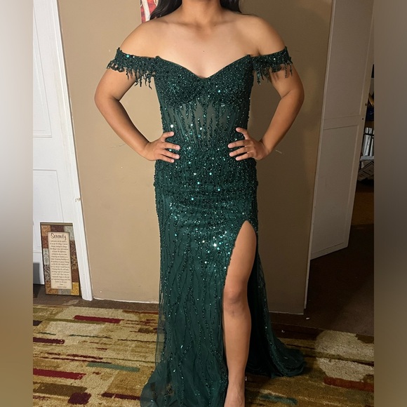 Ladivine | Dresses | Womans Formal Dress Only Used Once Beaded Boning ...